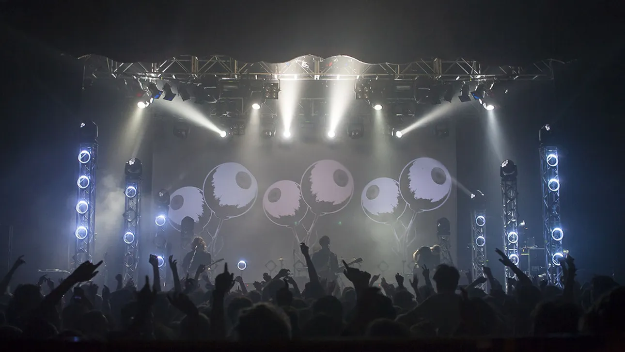 Robe makes some Circa Waves