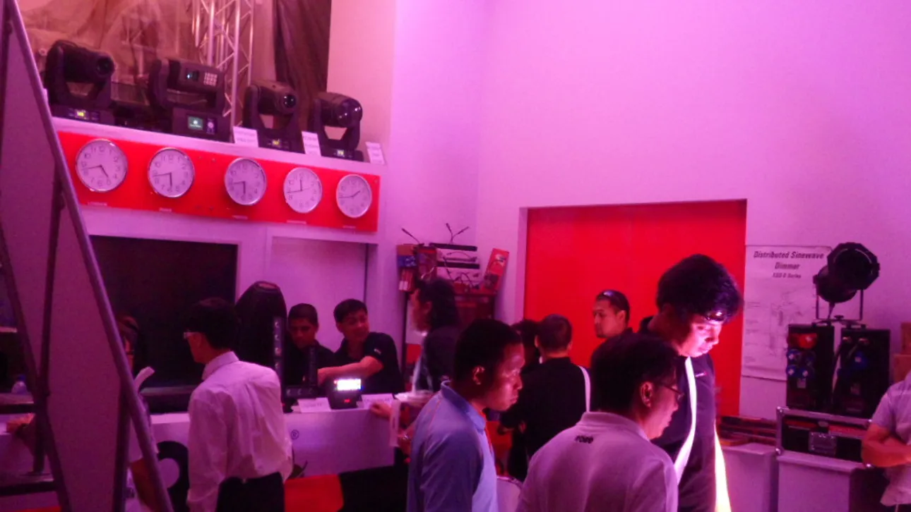 Robe ROBIN Roadshow in Singapore