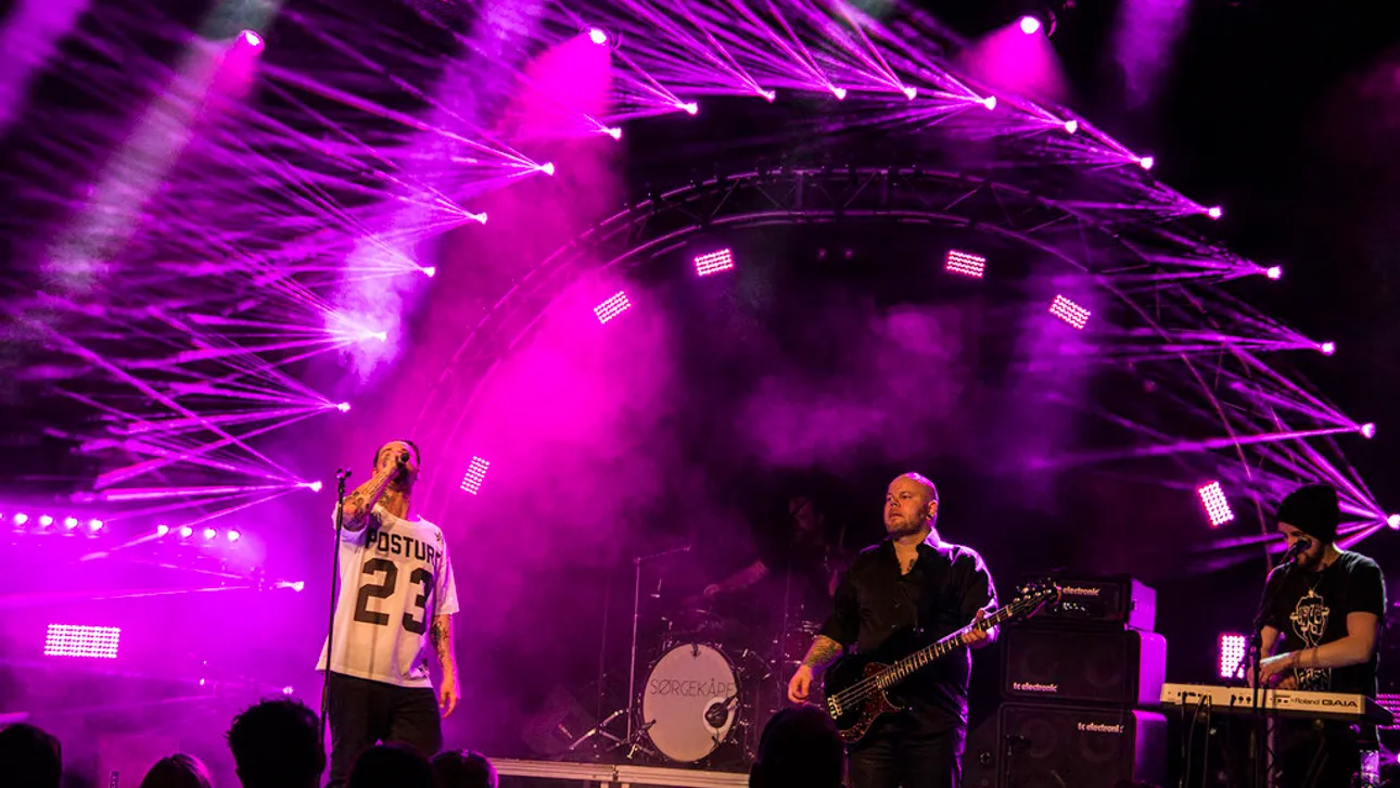 Robe Supports Sørgekåpe Album Launch