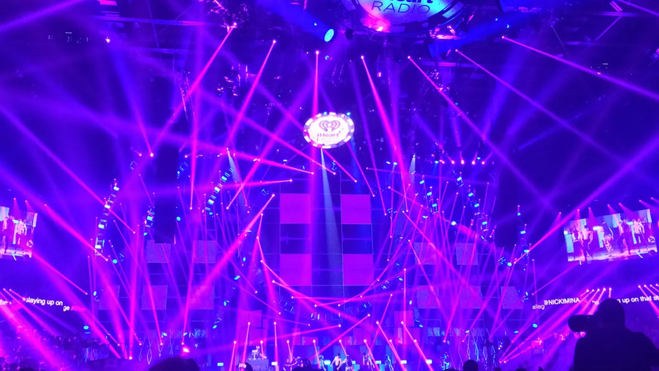 Massive Robe Rig for 2014 iHeartRadio Music Festival