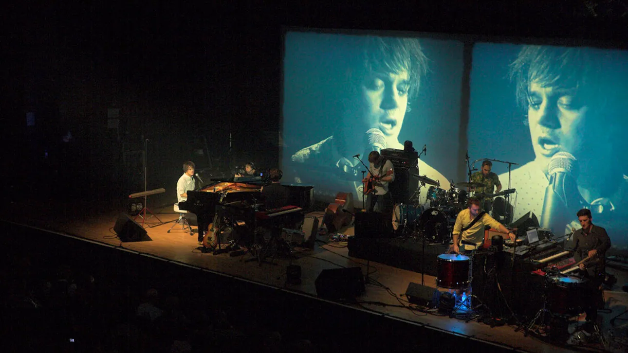 Robe Style For Jamie Cullum Show