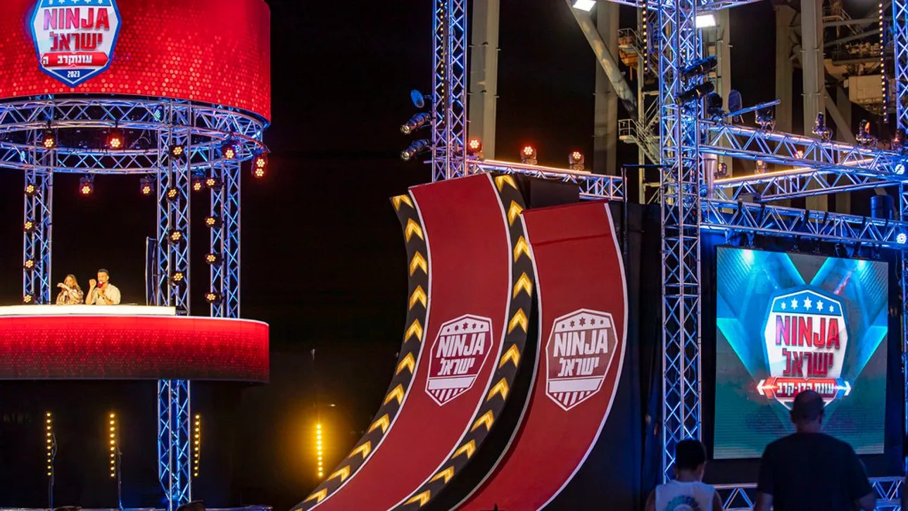 Robe Keeps up with Israel’s Ninja Warriors