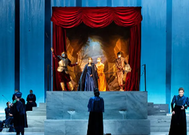 Robe Triumphs at the Opera